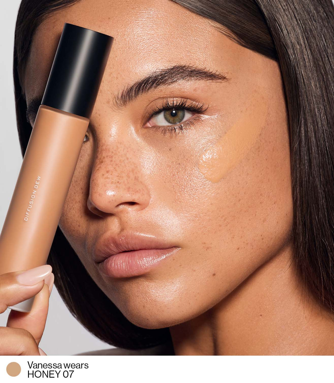 Diffusion Dew Skin Tint - Blur, Smooth & Brighten The Skin - Tan 06 ...