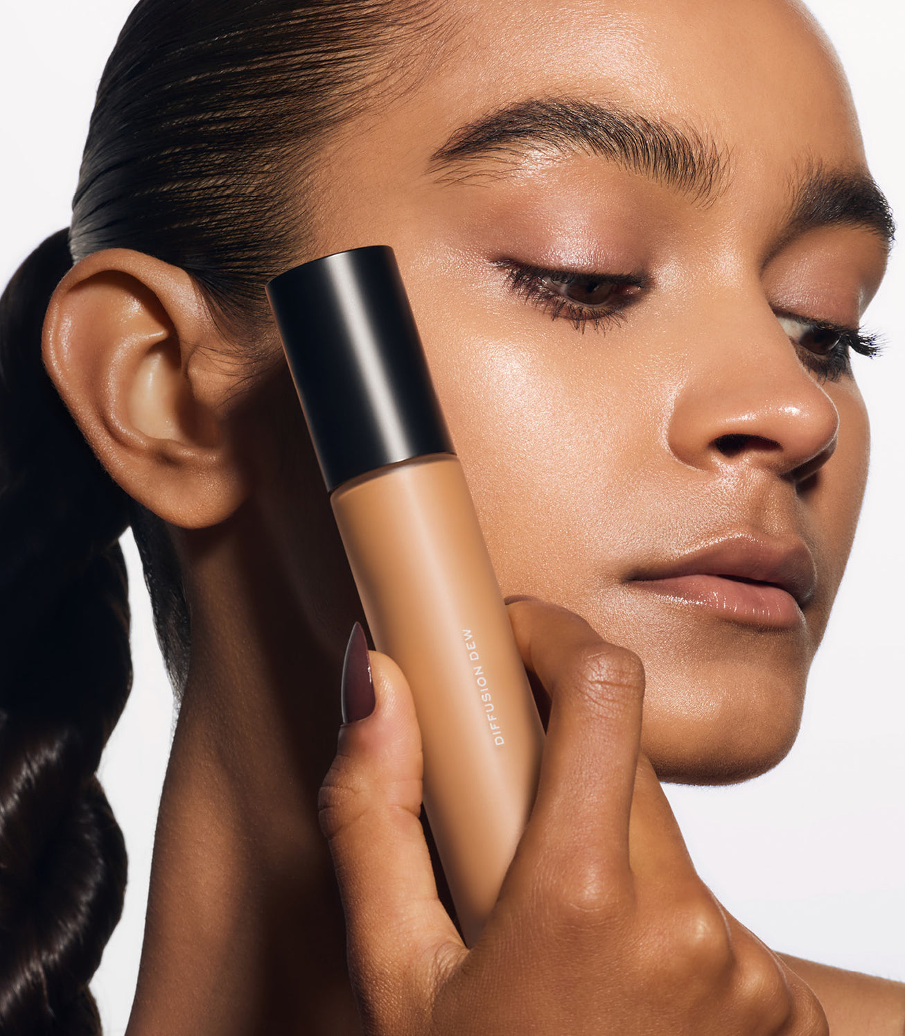 Diffusion Dew Skin Tint - Blur, Smooth & Brighten The Skin - MAKE Beauty