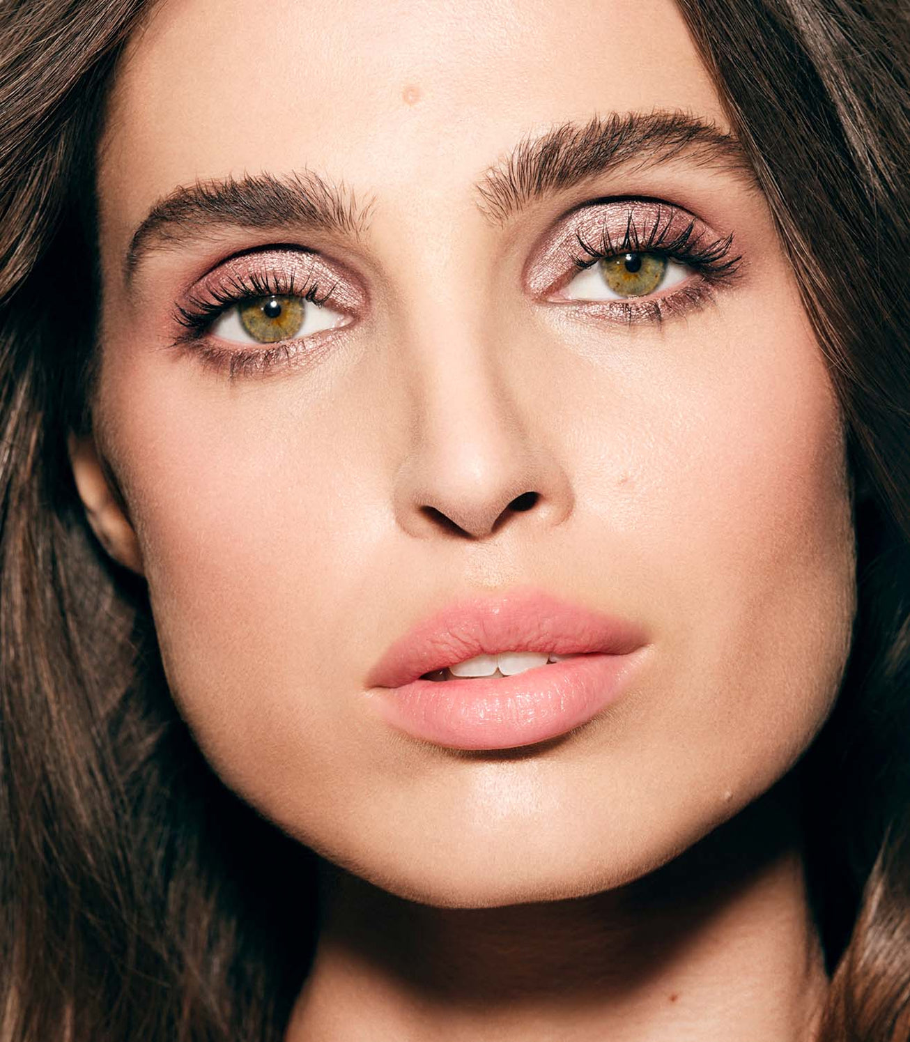 Diffusion Dew Skin Tint - Blur, Smooth & Brighten The Skin - MAKE Beauty