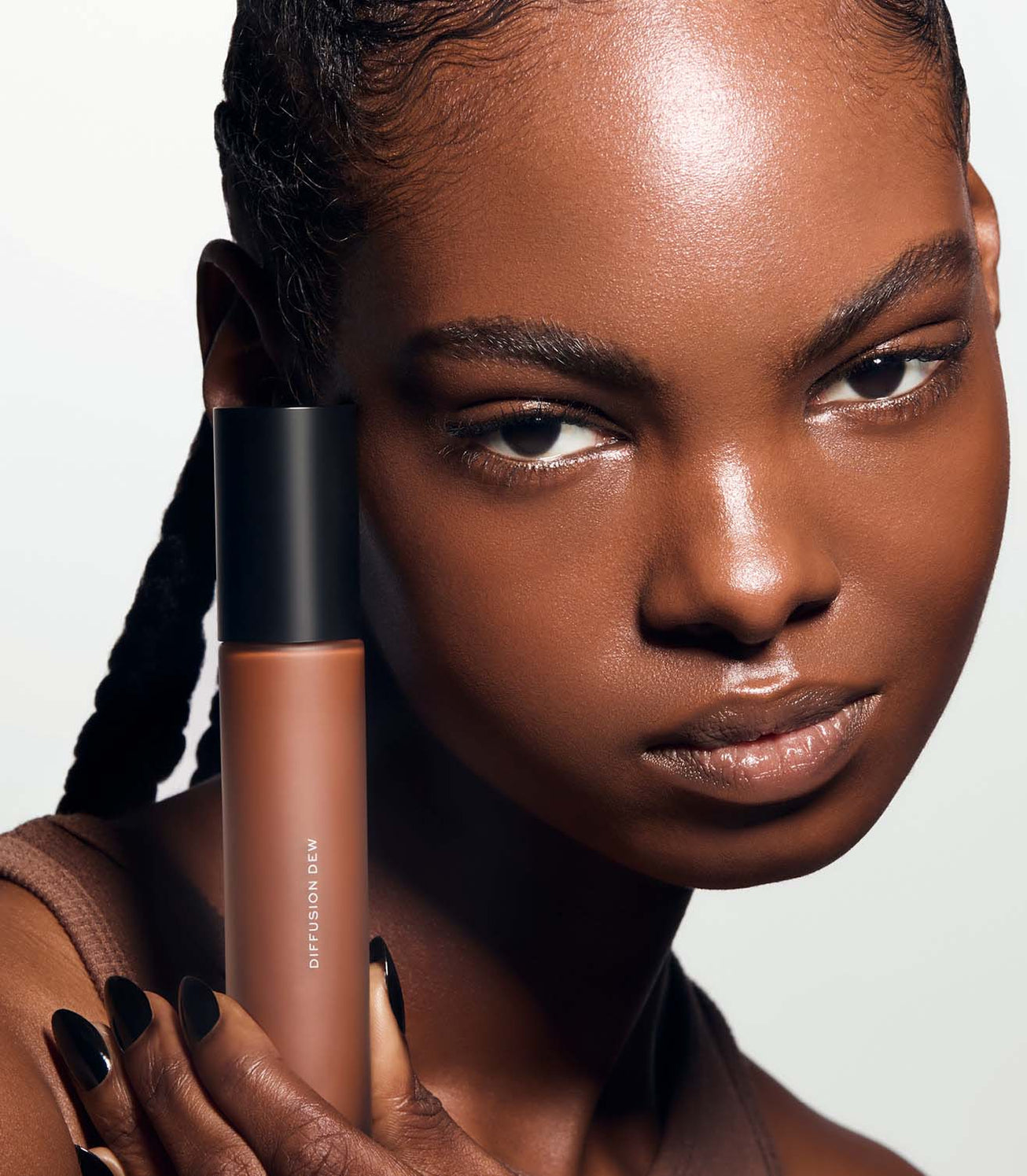 Diffusion Dew Skin Tint - Blur, Smooth & Brighten The Skin - MAKE Beauty