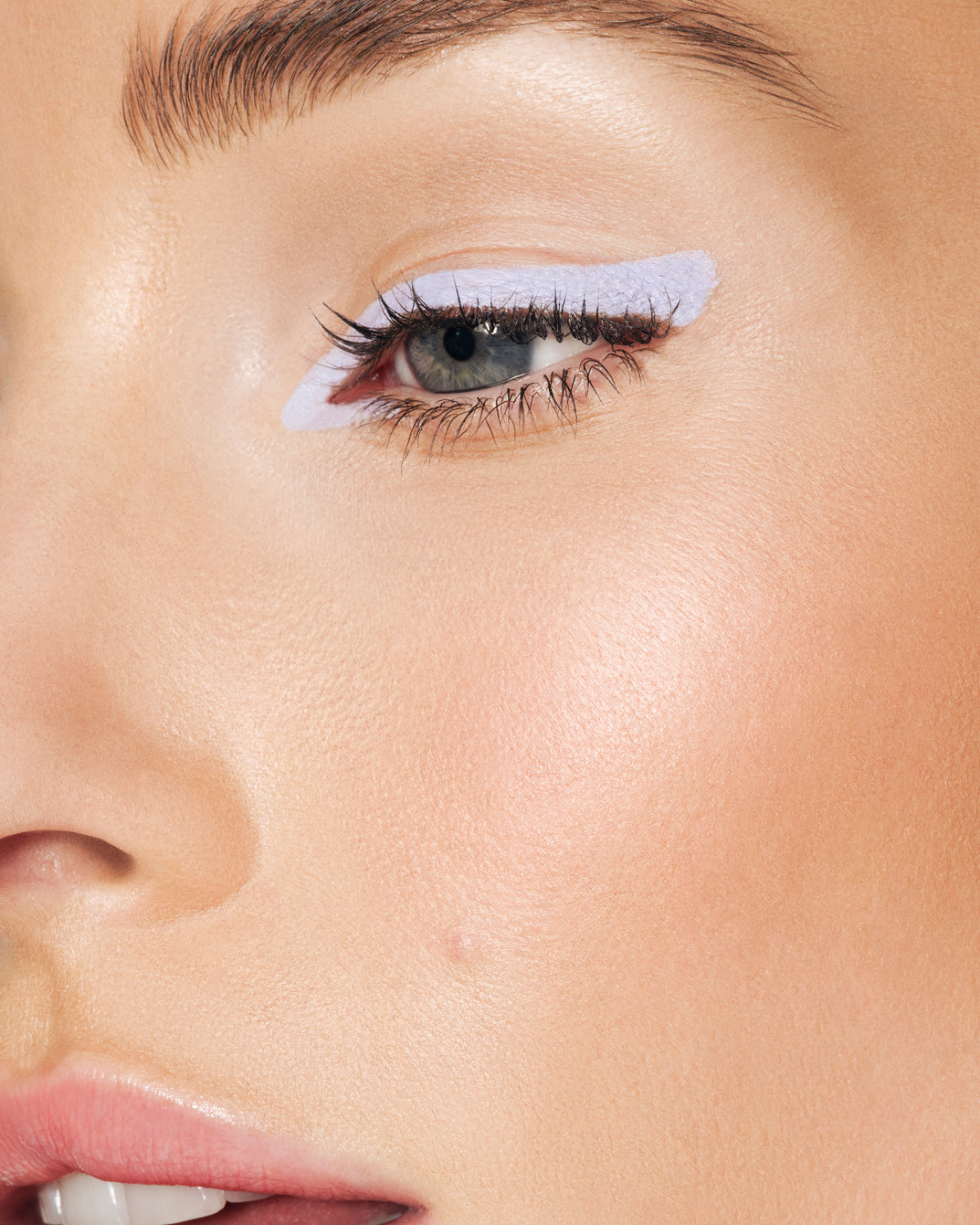 Liquid Line Felt-Tip Eyeliner - MAKE Beauty