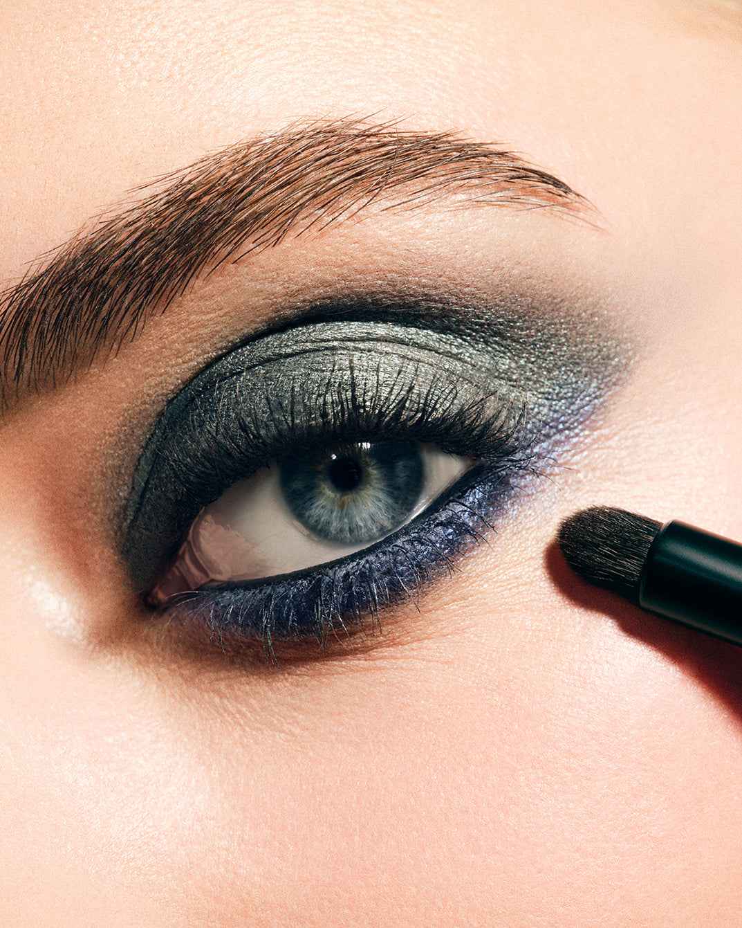 Precision Eye Smudger Brush - MAKE Beauty